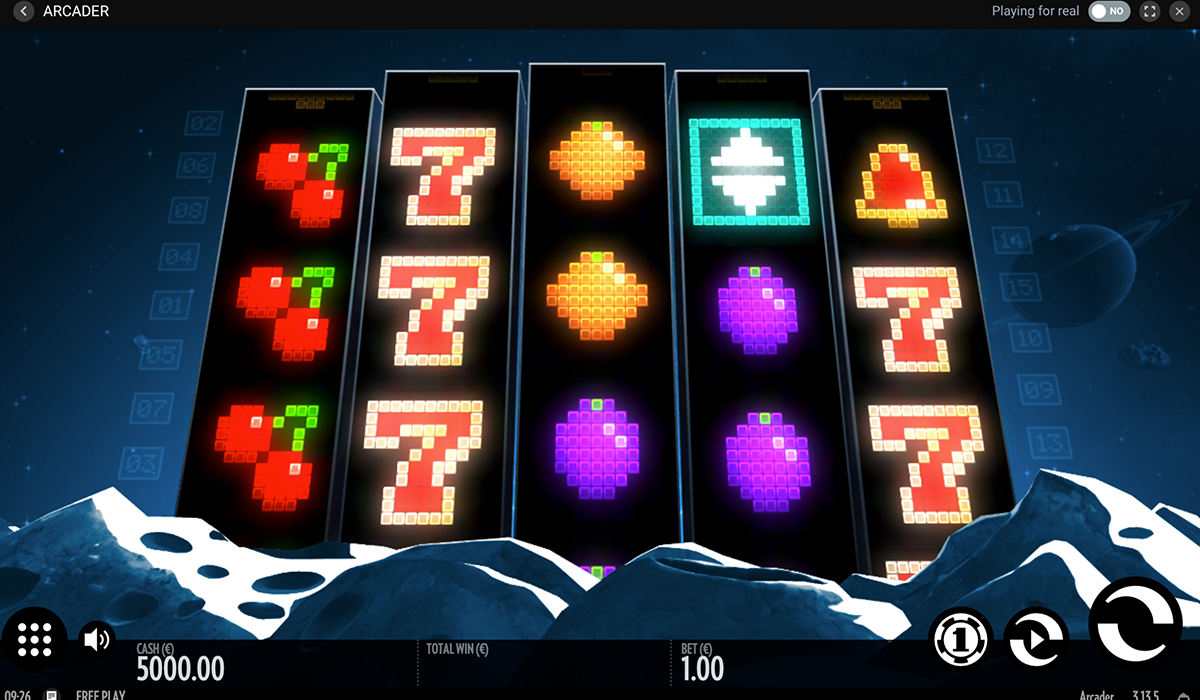 Rack up some retro slots game action in Arcader